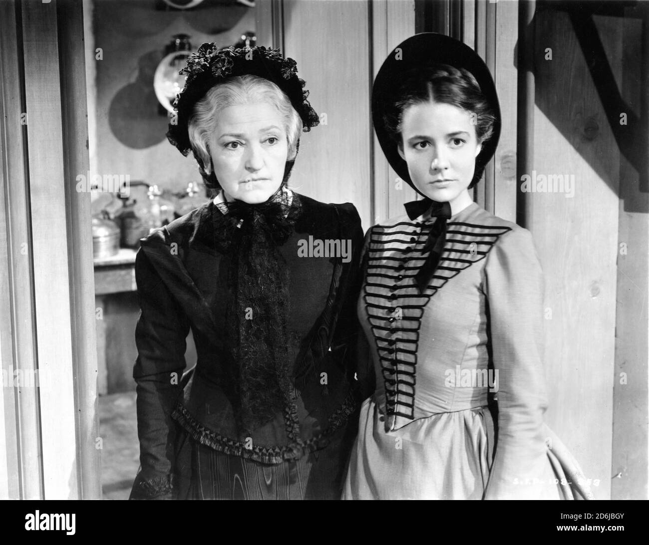 LEONA ROBERTS and ALICIA RHETT in GONE WITH THE WIND 1939 director ...