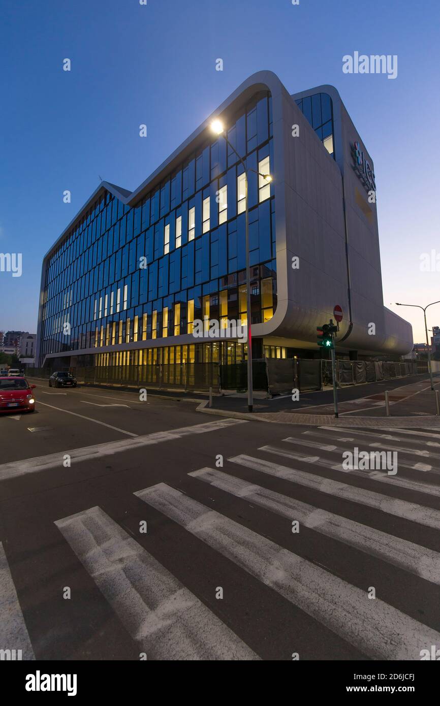 Ics school hi-res stock photography and images - Alamy