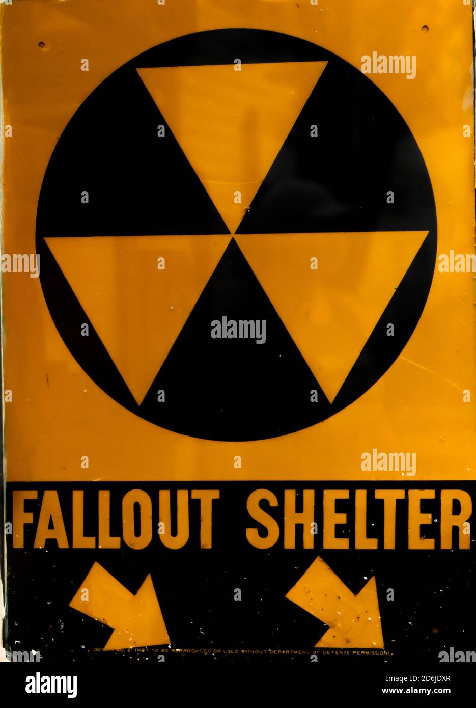 Fallout shelter poster hi-res stock photography and images - Alamy