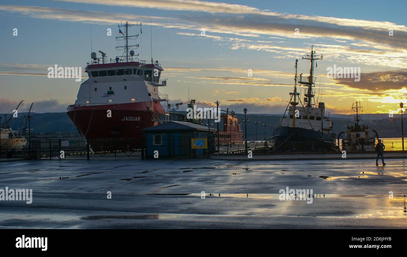 Port Murmansk, beautiful places of the city, Kola Bay, parks and ...