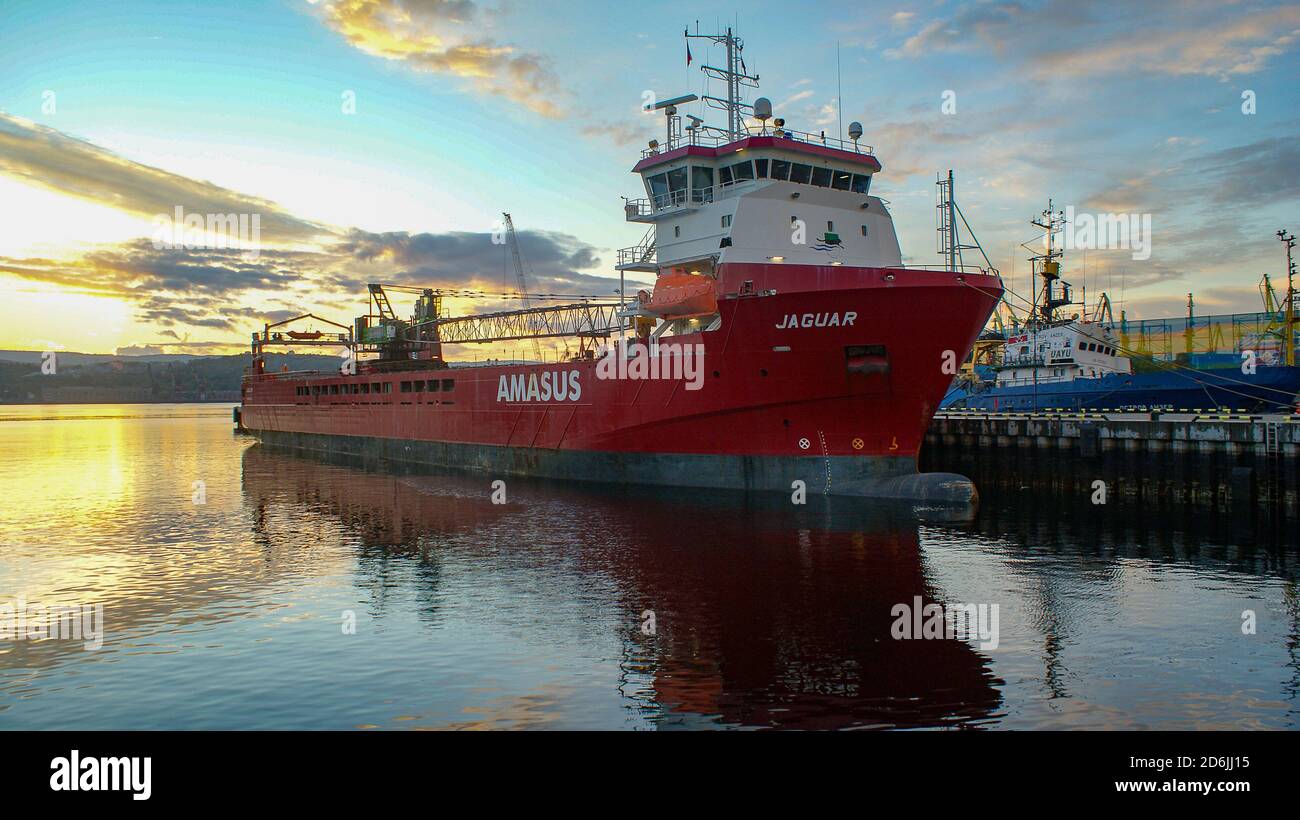 Port Murmansk, beautiful places of the city, Kola Bay, parks and ...