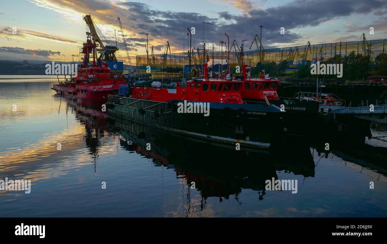 Port Murmansk, beautiful places of the city, Kola Bay, parks and ...