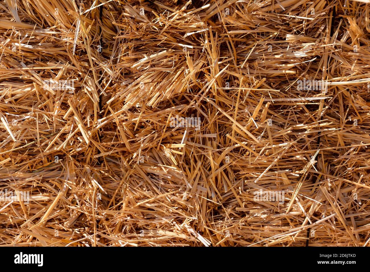 Background The natural texture of dry straw Stock Photo - Alamy