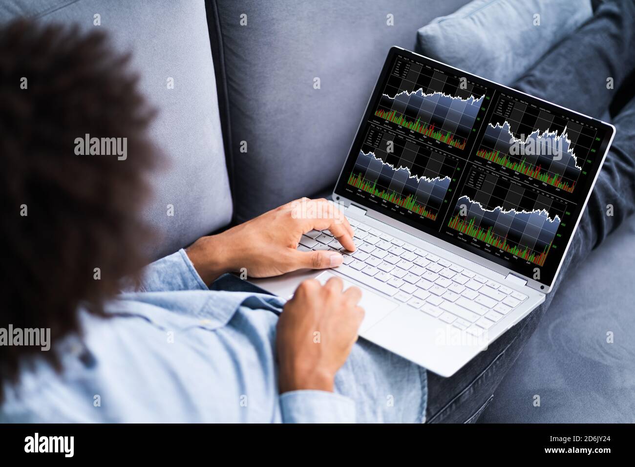 Black stock market and exchange hi-res stock photography and images - Alamy