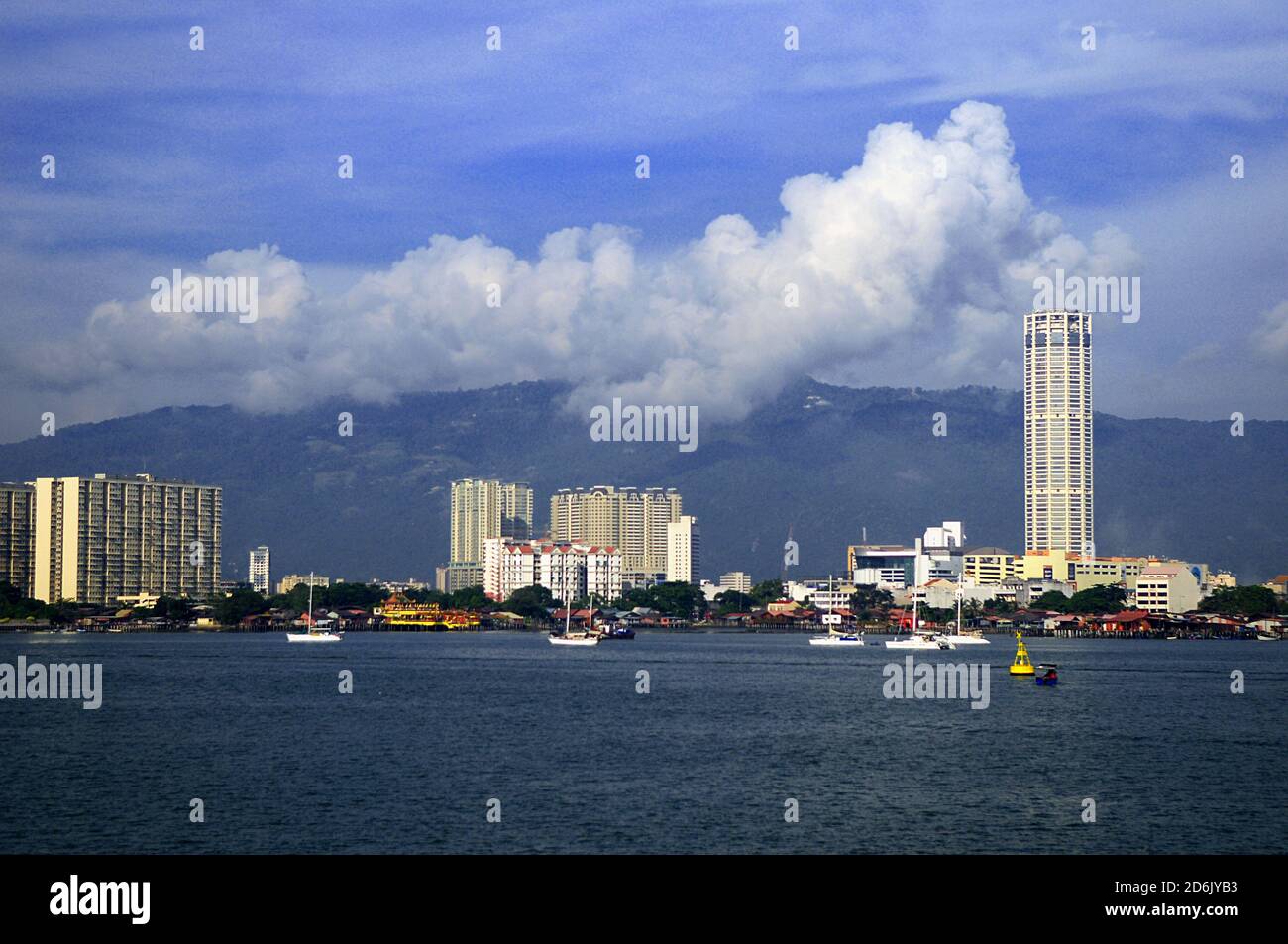 Skyscraper skyline building in penang hi-res stock photography and ...