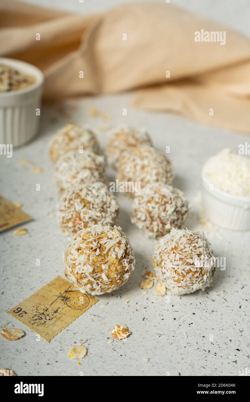energy balls, whole oat flakes and coconut powder, low-calorie sweets ...