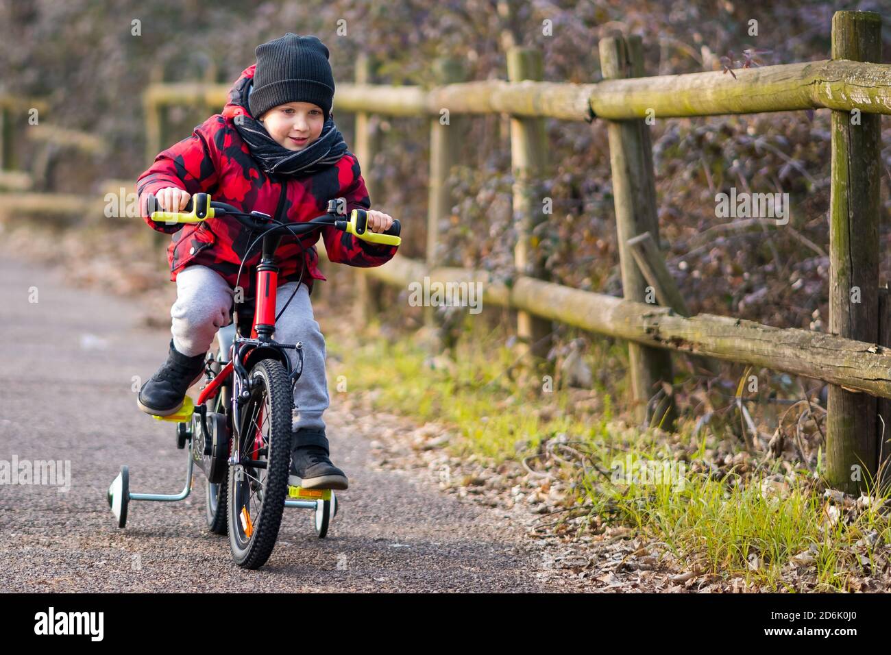Family bicycle park happy boy hi-res stock photography and images - Alamy