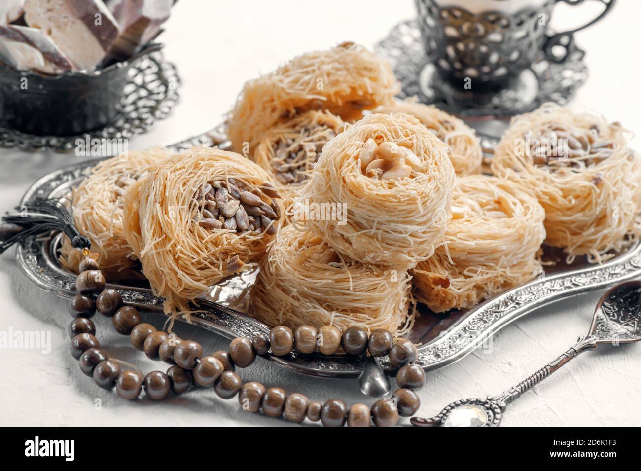 Arabic pastry hi-res stock photography and images - Alamy