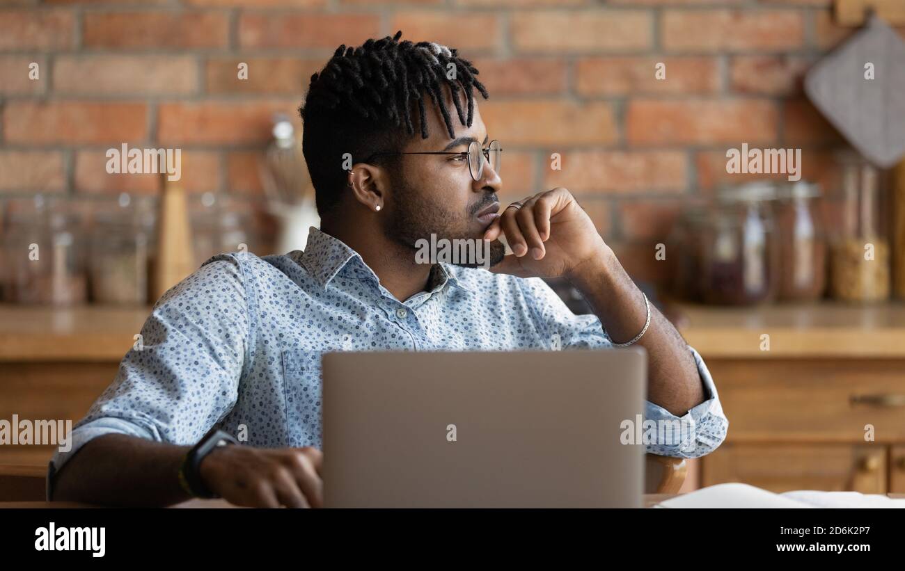Pensive man looking planning hi-res stock photography and images - Alamy