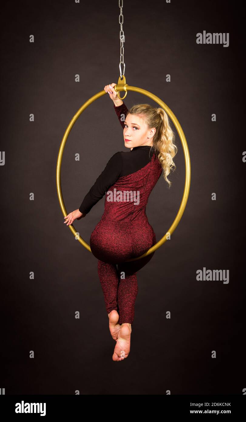 Woman gymnast in red suit hi-res stock photography and images - Alamy