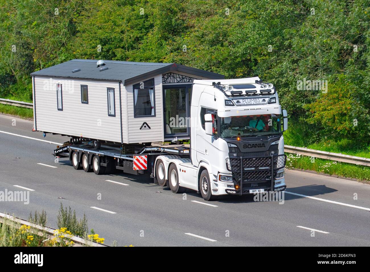 Abnormal contractors specialist transporters hi-res stock photography ...