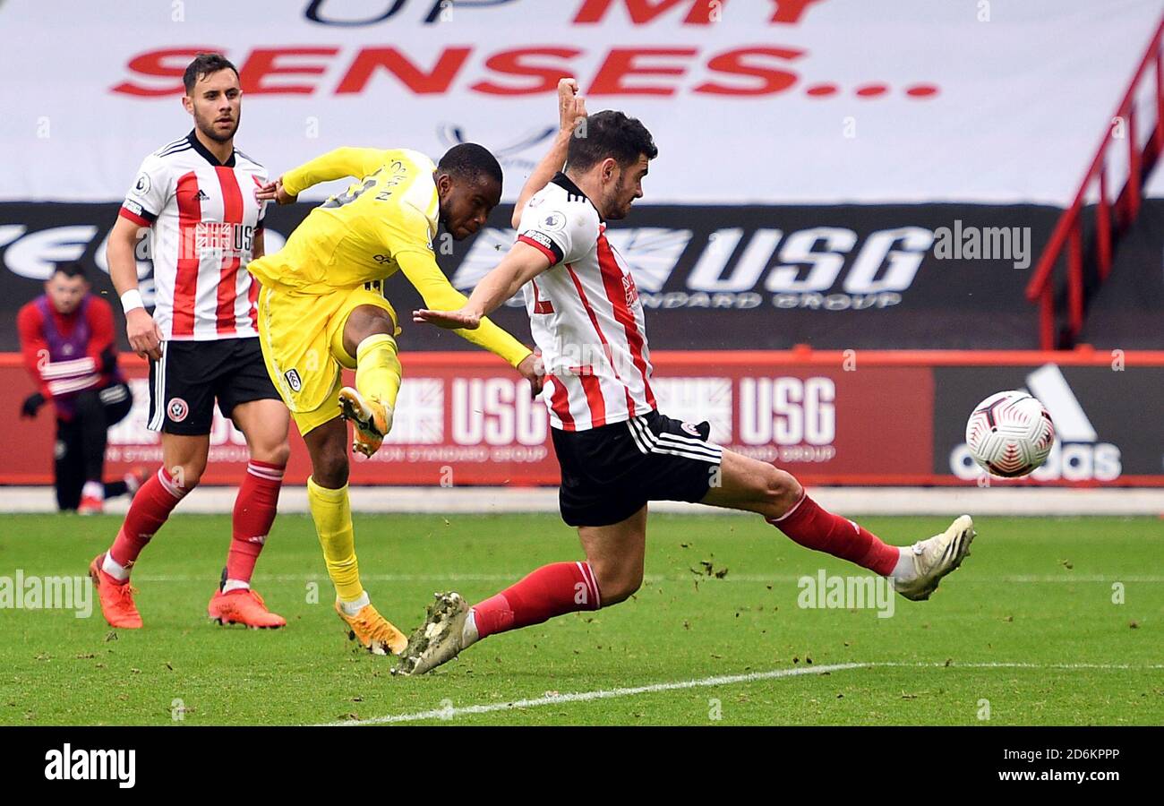 Fulhams ademola lookman scores hi-res stock photography and images - Alamy