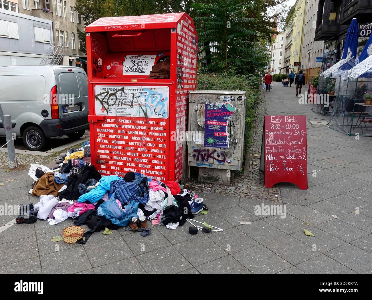 Germany used box clothes hi-res stock photography and images - Alamy