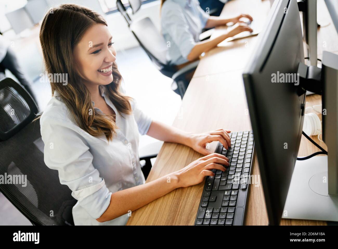 Employee computer training hi-res stock photography and images - Alamy