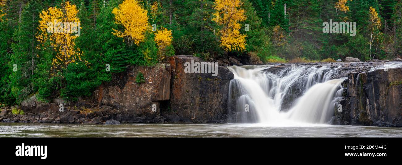 The Middle Falls of the Pegeon River in Pigeon River Provincial Park ...