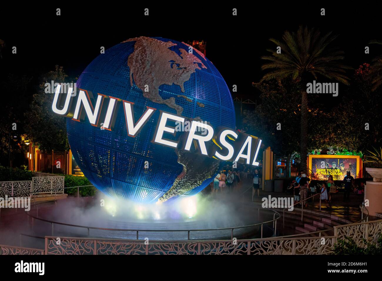 Daily globe hi-res stock photography and images - Alamy