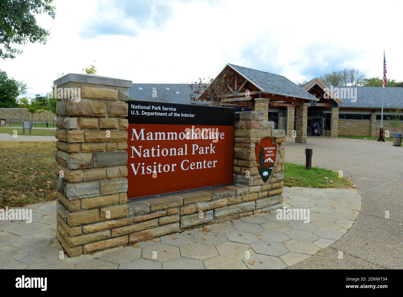 Sign of Mammoth Cave National Park near the visitors center, Kentucky ...