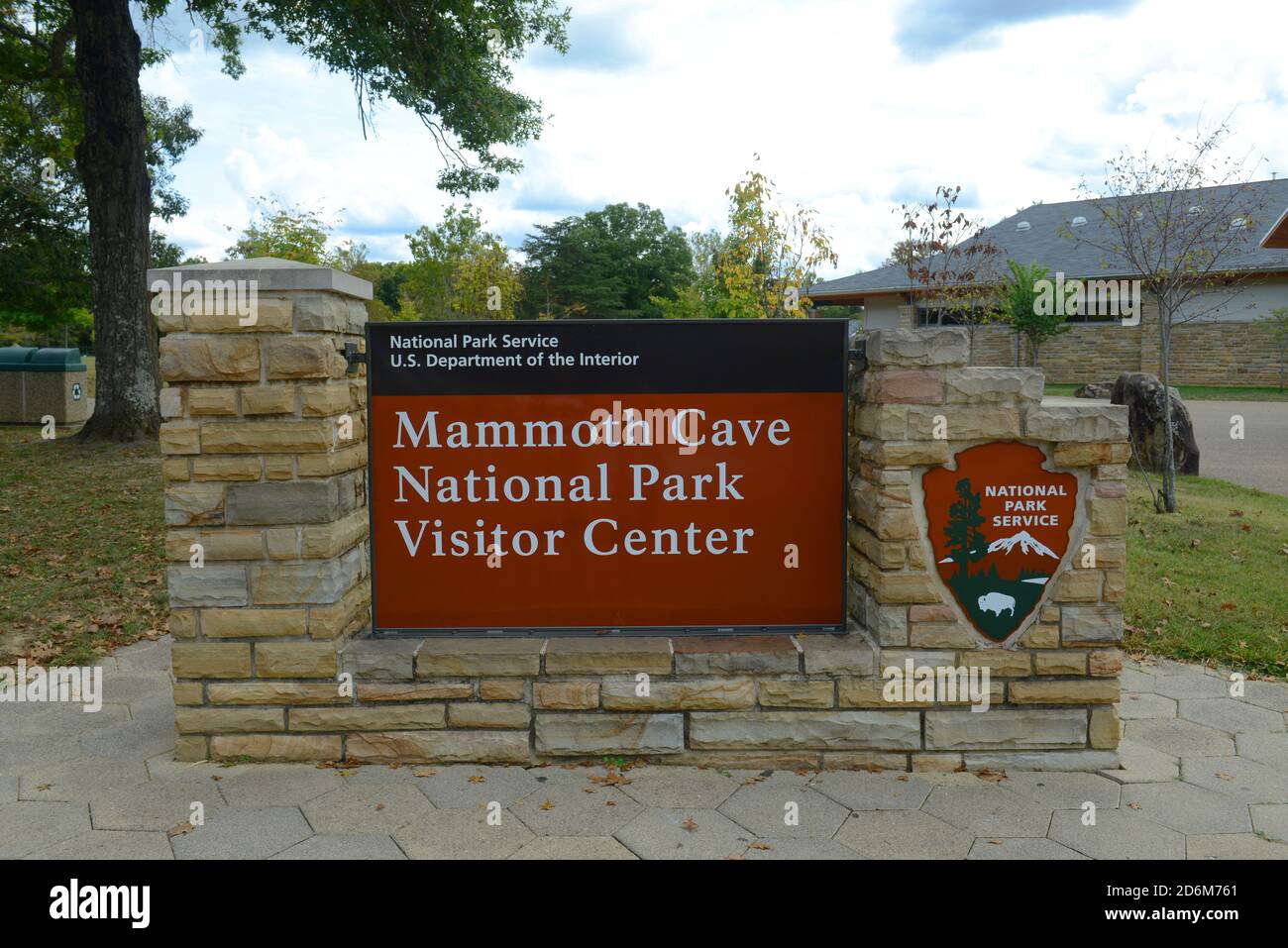 Sign of Mammoth Cave National Park near the visitors center, Kentucky ...