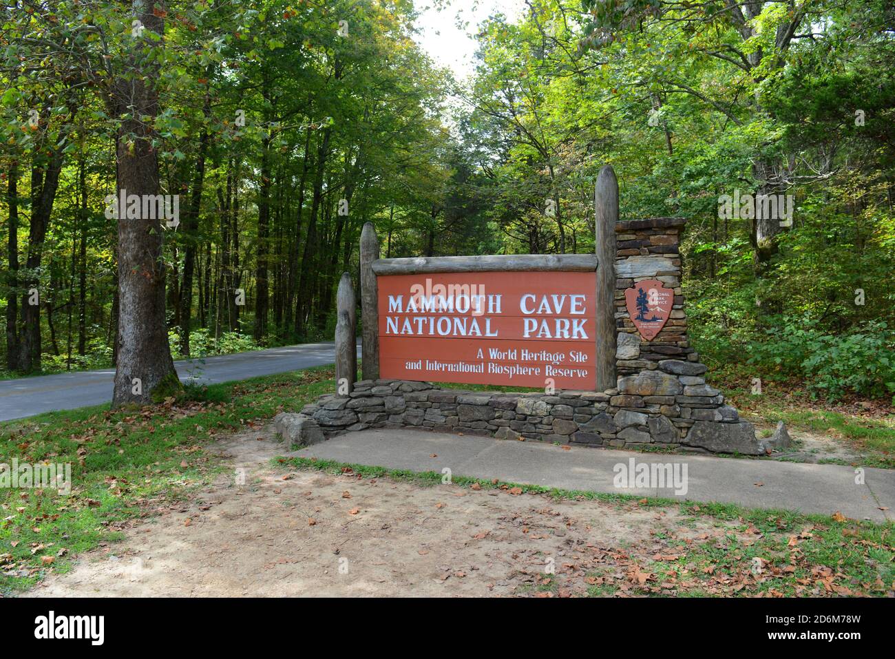 Sign of Mammoth Cave National Park near the visitors center, Kentucky ...