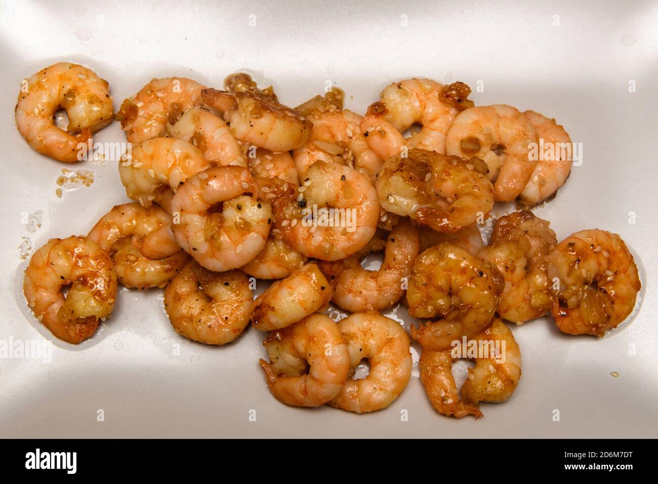 Shell on cooked king prawns hi-res stock photography and images - Alamy