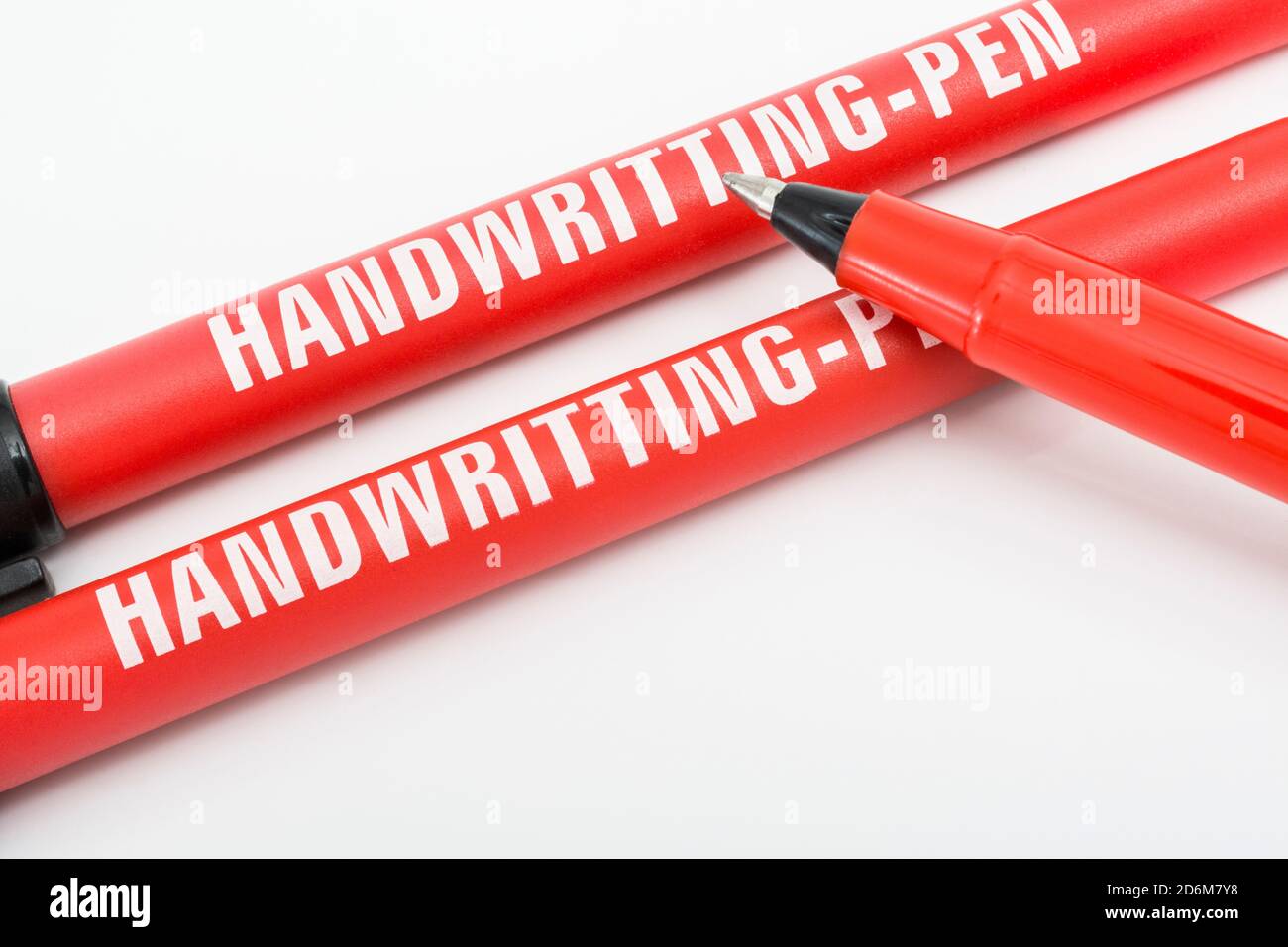 Own-brand Poundland roller pens with word 'handwriting' misspelled on ...
