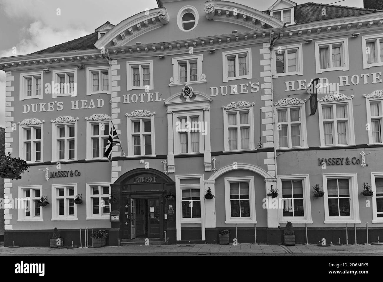 The Dukes Head Hotel, Tuesday Market Square, Kings Lynn, Norfolk, UK ...