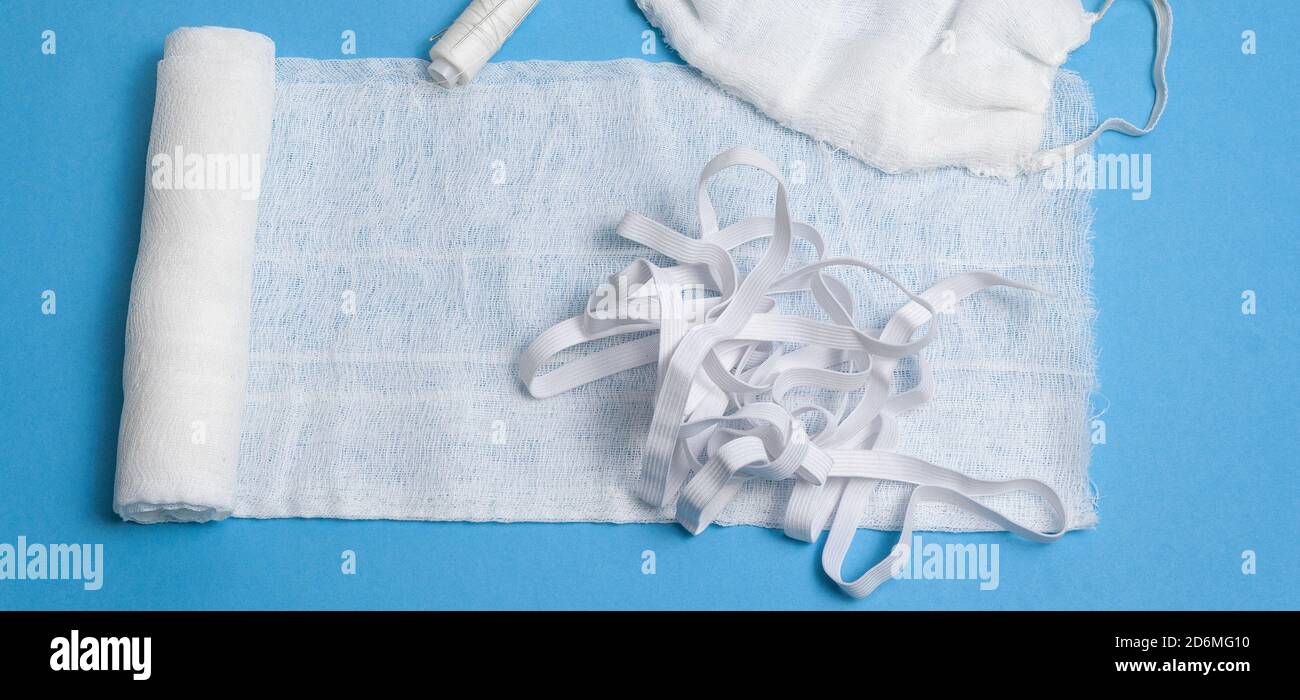 Gauze mask hi-res stock photography and images - Alamy