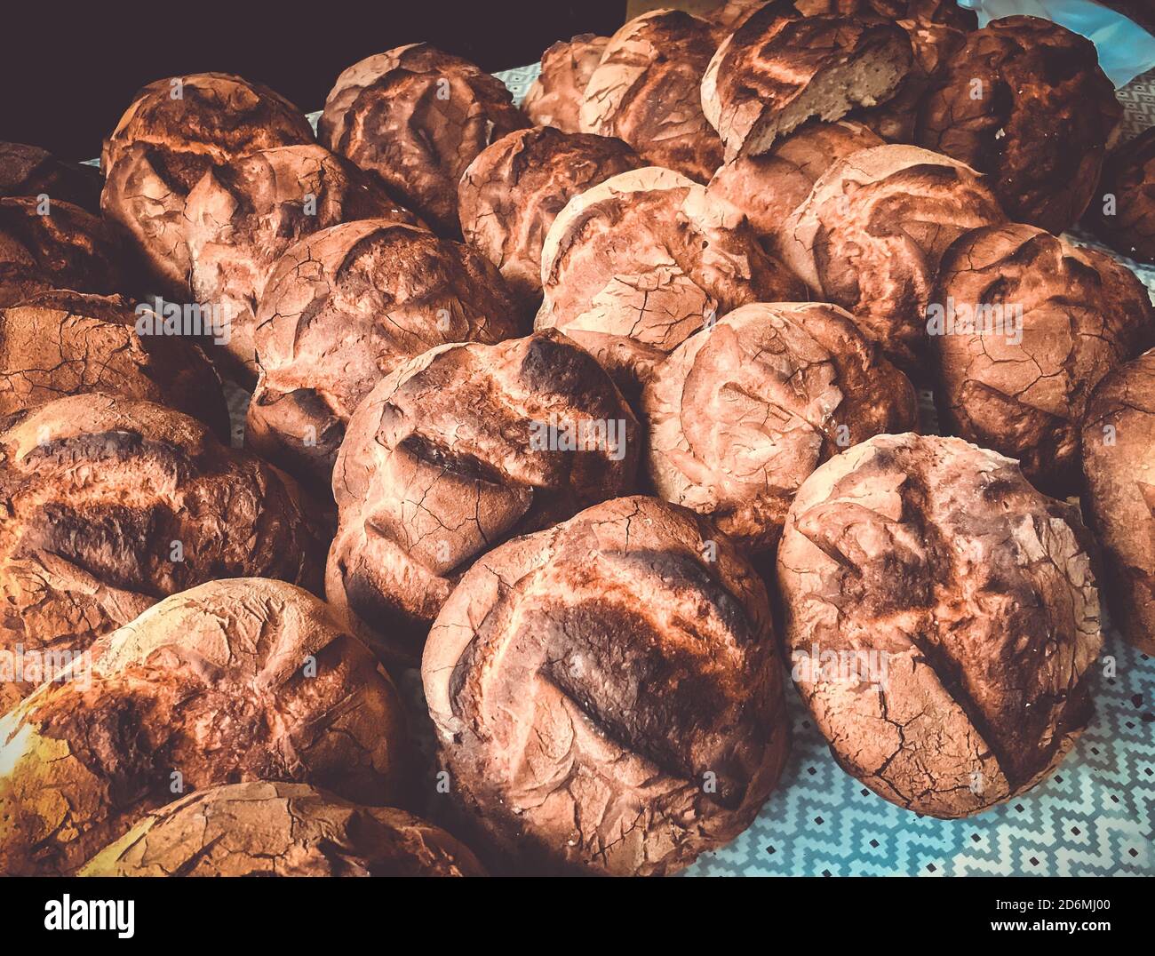 Baked white bread out oven hi-res stock photography and images - Alamy