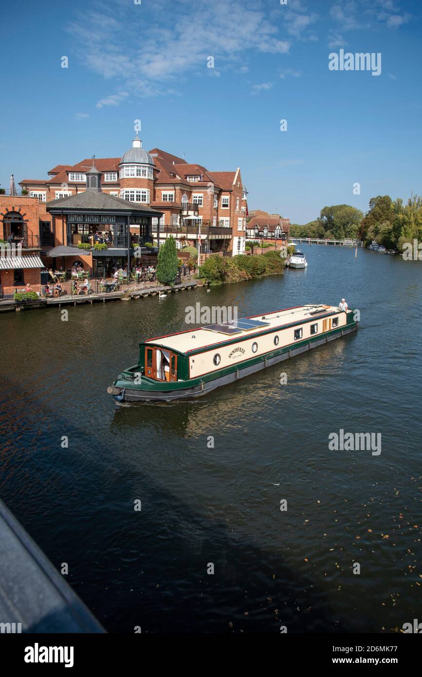 Eton, Buckinghamshire, England, UK. 2020. An overview of the River ...