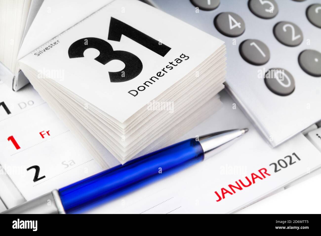 December 31 Calendar High Resolution Stock Photography and Images - Alamy