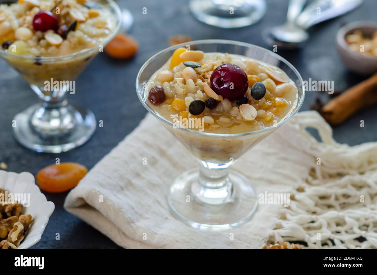 Arabic food festival hi-res stock photography and images - Alamy