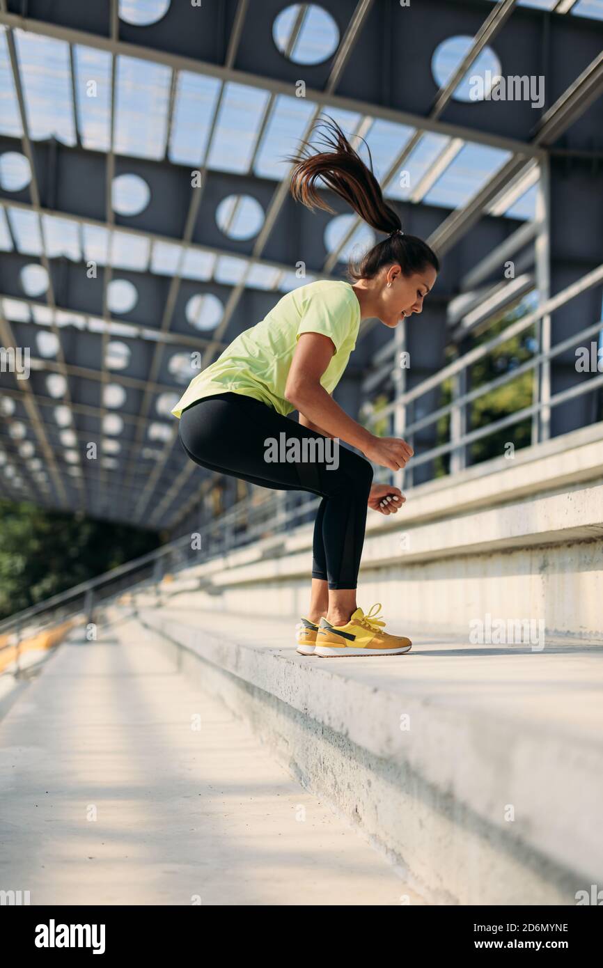Squat jump hi-res stock photography and images - Alamy