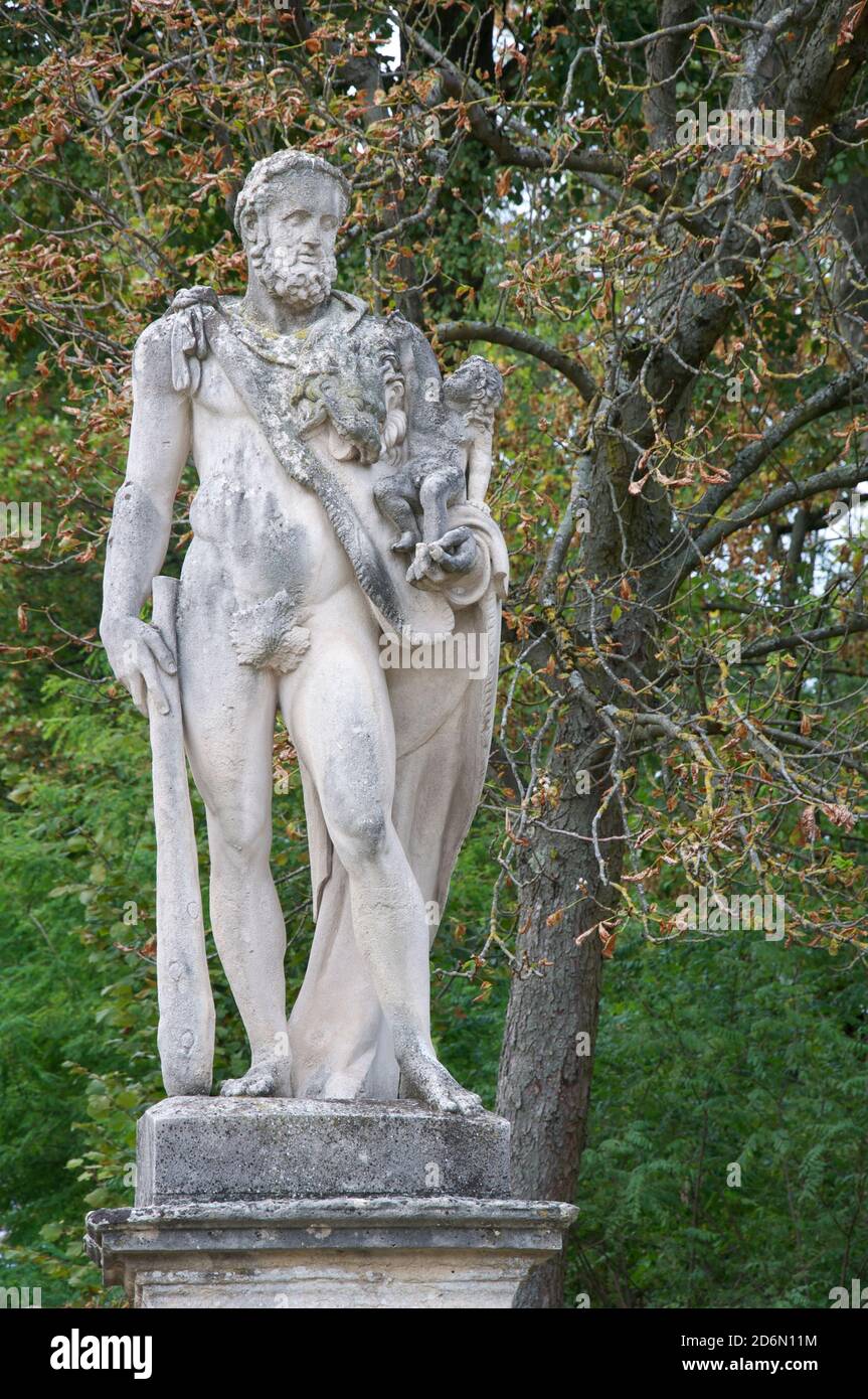 Statue of the Roman Emperor Commodus represented as Hercules wearing ...