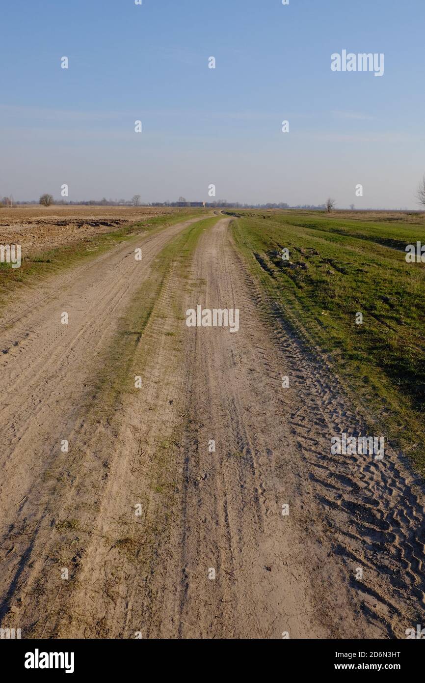 Narrow field road hi-res stock photography and images - Alamy