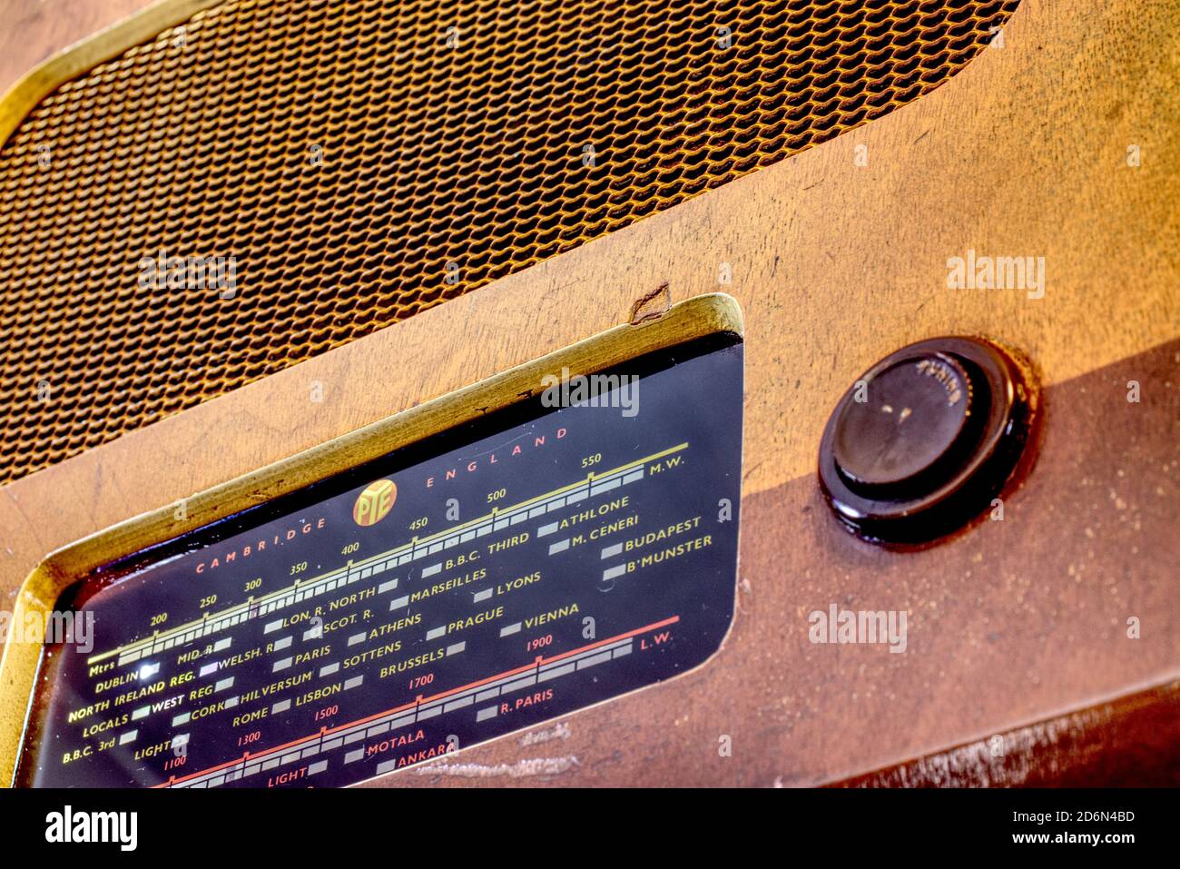 Radio tuner set hi-res stock photography and images - Alamy