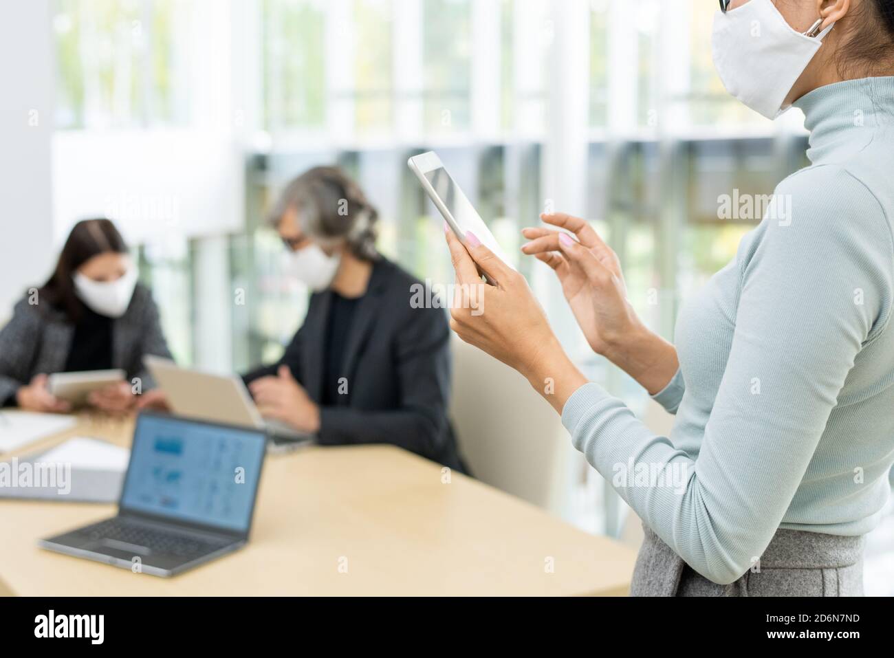 Scrolling laptop touchpad hi-res stock photography and images - Alamy