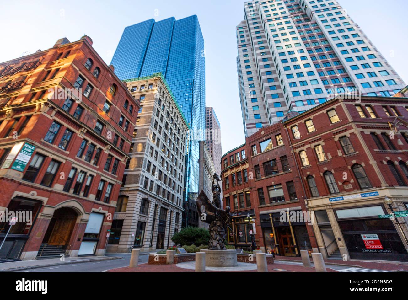 1956 hungarian uprising monument hi-res stock photography and images ...
