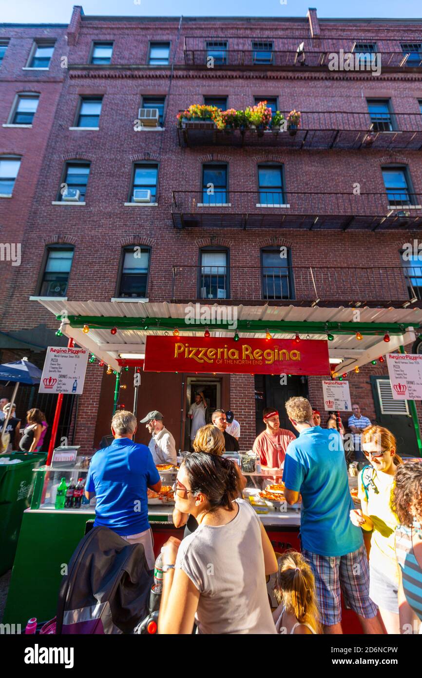 Regina Pizzeria in Thacher Street in Boston's North End, Boston ...