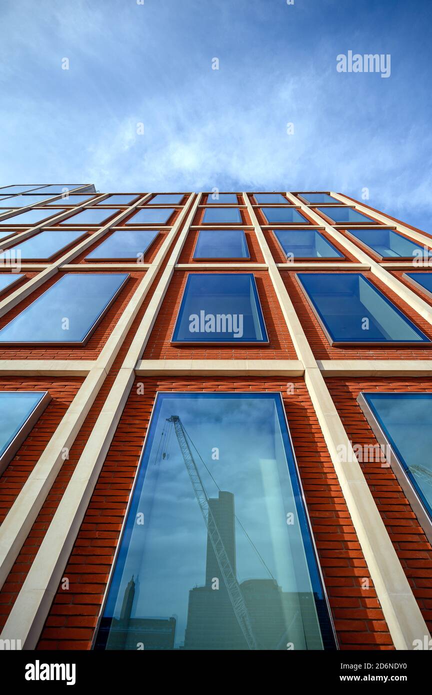 Strong perspective lines hi-res stock photography and images - Alamy