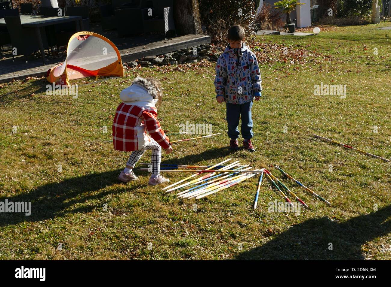 Playing mikado hi-res stock photography and images - Alamy