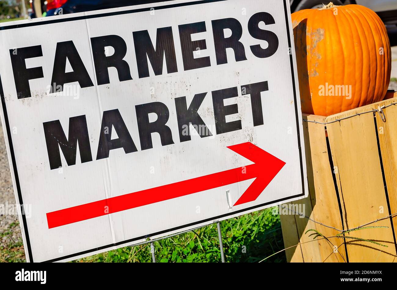 Alabama farmers sign hi-res stock photography and images - Alamy