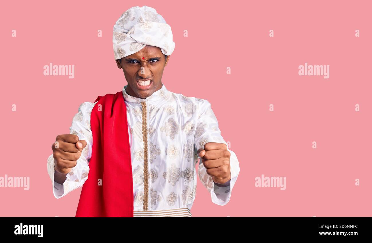 Bad saree hi-res stock photography and images - Alamy