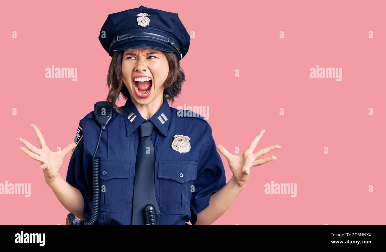 Woman yelling at cop hi-res stock photography and images - Alamy