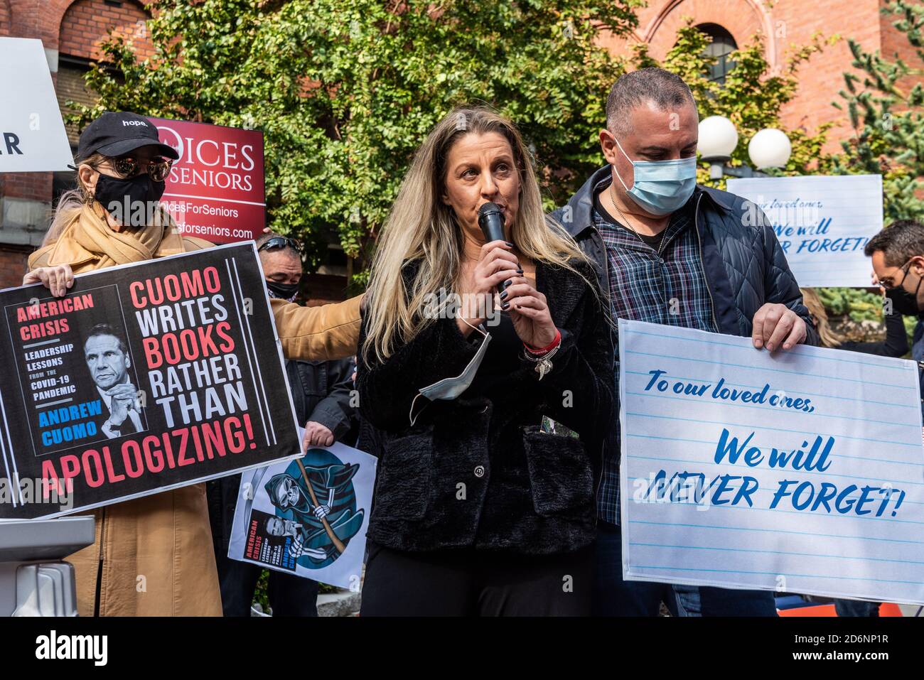 Brooklyn, United States Of America . 18th Oct, 2020. Danielle Messina ...