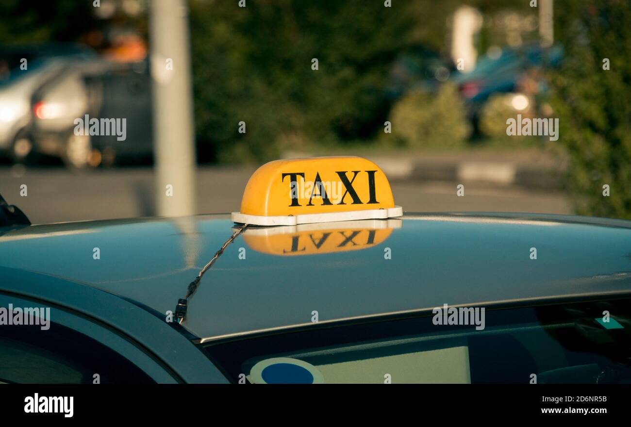 Taxi rank sign europe not on car hi-res stock photography and images ...