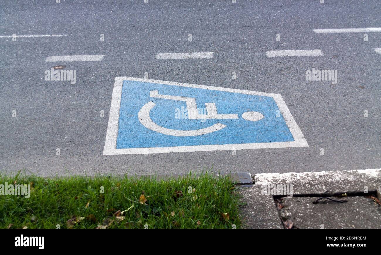 Disabled car parking bay painted hi-res stock photography and images ...