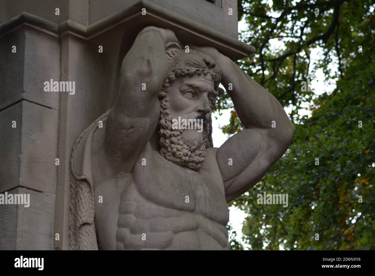 Statue male masculine sculpture hi-res stock photography and images - Alamy