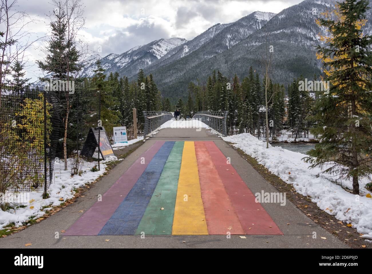 Street view of Town of Banff. Banff Pedestrian Bridge in winter. Banff ...