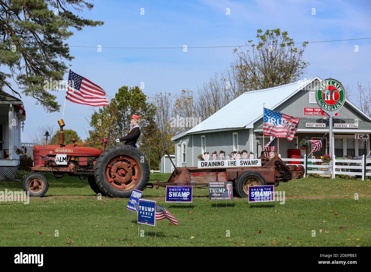 Elizabethville, United States. 18th Oct, 2020. A small business owner ...