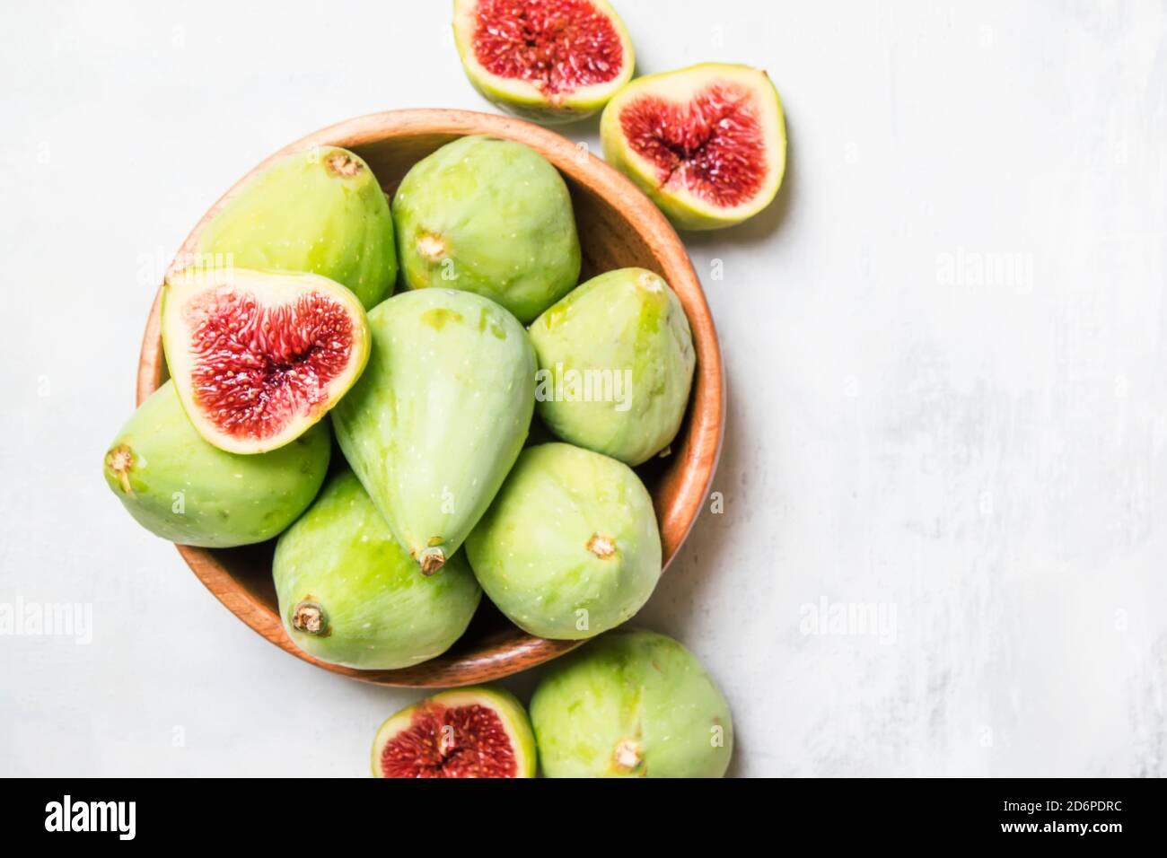 Green figs, top view Stock Photo - Alamy